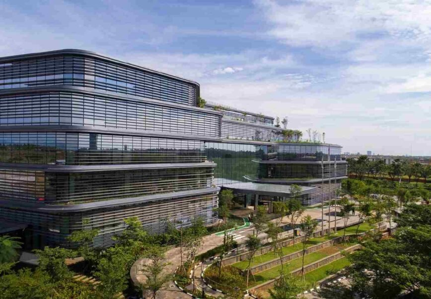 Potret Konsep Green Building di Grha Unilever - zonaebt.com