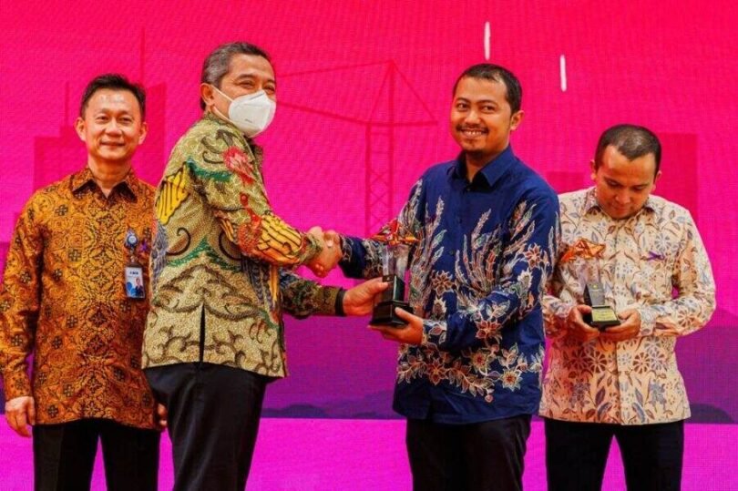 I-CELL FTUI: Laboratorium Hijau Terintegrasi yang Hemat Energi ...